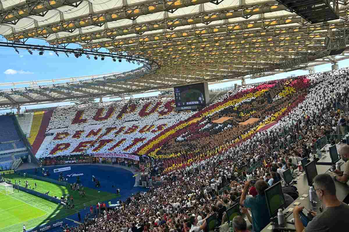 Lazio Roma: la coreografia della sud per il derby è da brividi, il significato (FOTO)