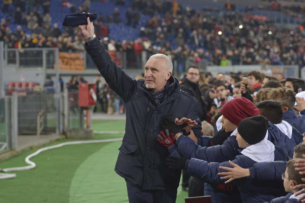 Pruzzo a gamba tesa sulla VAR: "Mi sono rotto le pa**e"