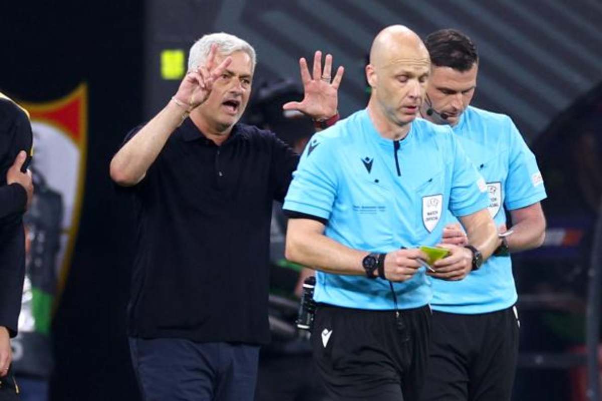 Taylor rompe il silenzio: "Contro la Roma nessun errore grave", poi si ...