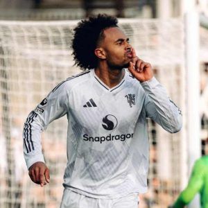Calciomercato Roma, sfuma Zirkzee: l'attaccante avrebbe scelto un altro ...